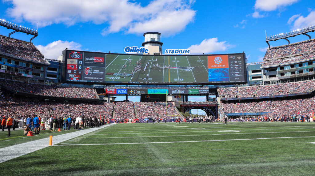 Patriots Continue Push for AFC’s No. 1 Seed After Handling the Jets ...